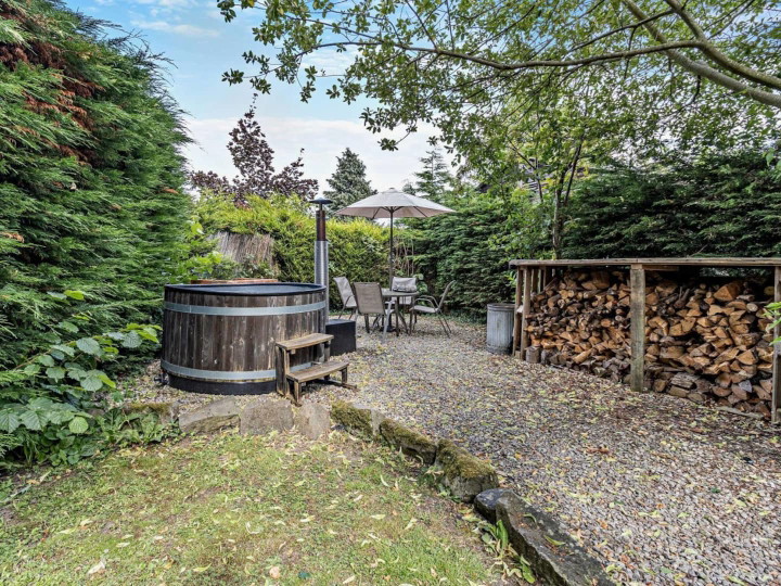 2 Bed In Oswestry (Oc-76537) - Oswestry