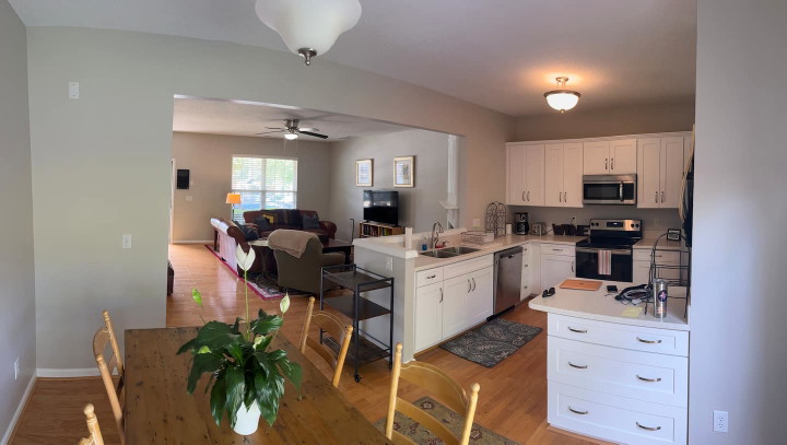 Canyon Lake Cir. - Cary, NC