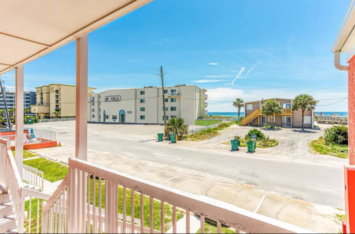 Sandy Cheeks/okaloosa Island - Florida