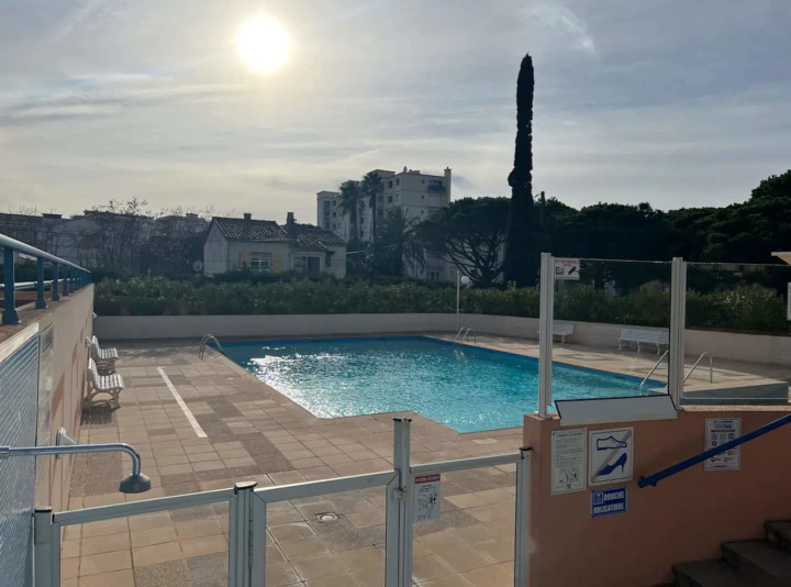 Studio Cabine Mer Et Piscine - Plage de Saint-Aygulf