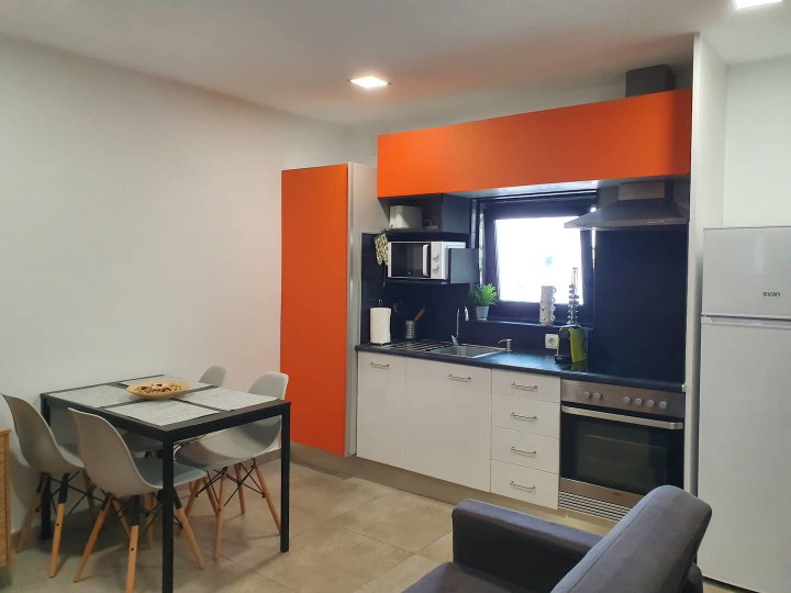 An Affordable Apartment 20 Minutes From Barcelona - Sant Cugat del Vallès