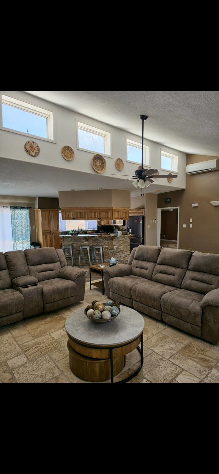 Desert Hacienda Estate | Large House - Española, NM