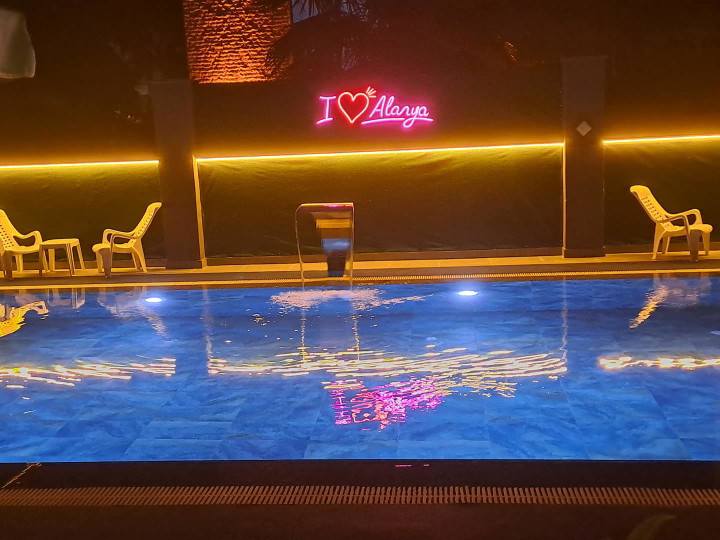 Sahile Yakın (17
Wifi, Sauna, Sporsalonu - Alanya