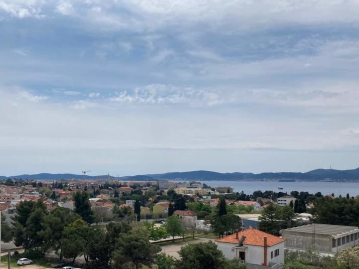Fun In The Sun! (Free Garage) - Zadar