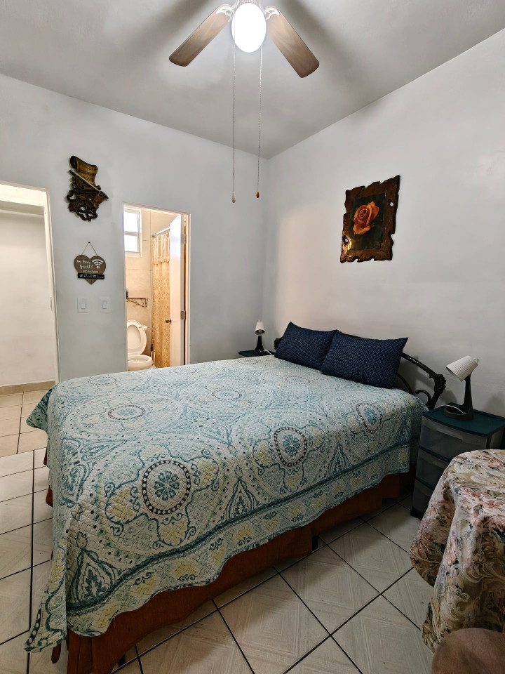 Cushy Studio By Baseball Stadium. Own Entrance - Miami, FL