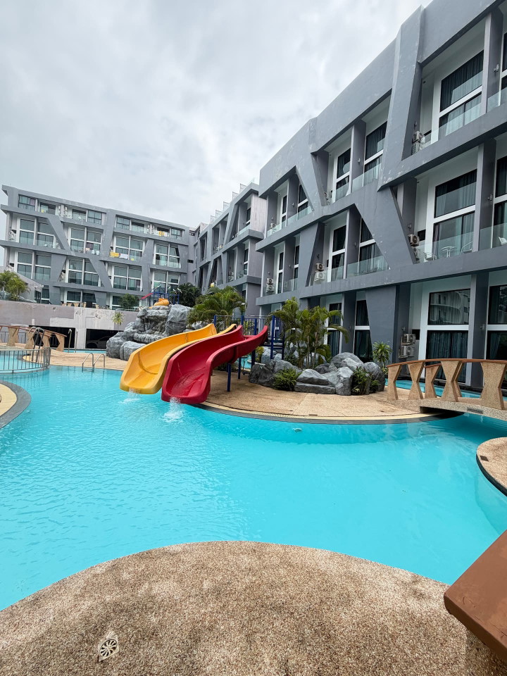 Naiharn Beach Loft Duplex | 5 Min To Beach | Pool | Gym - Kata Beach