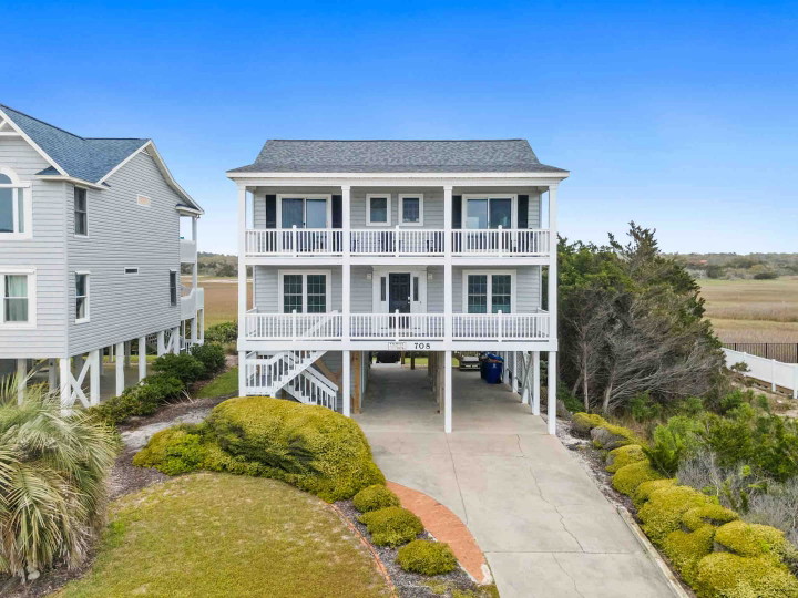 Amazing Views & Steps To The Beach - Holden Beach, NC