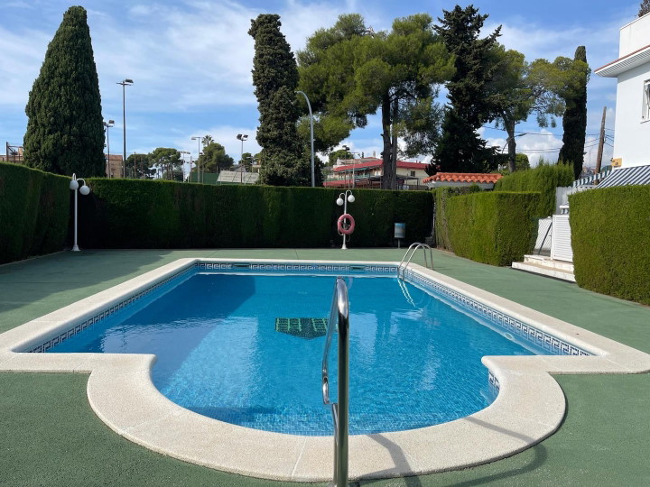 Détente Et Confort Avec Piscine à Segur De Calafell - Cunit