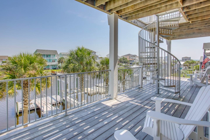 Holden Beach House W/ Boat Dock: Steps To Beach! - Holden Beach, NC