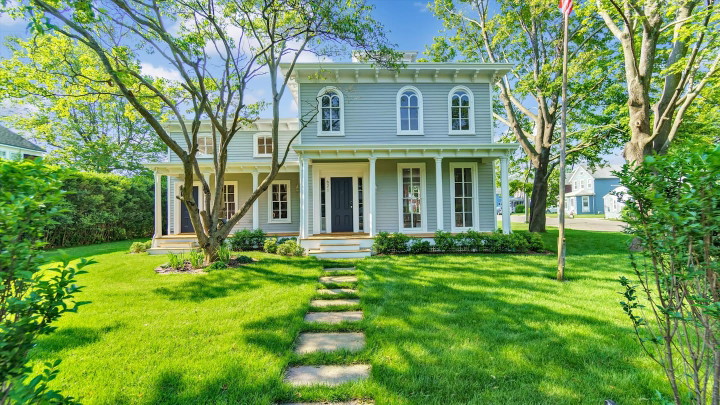 Restored Gem W/ Pool - Greenport, NY