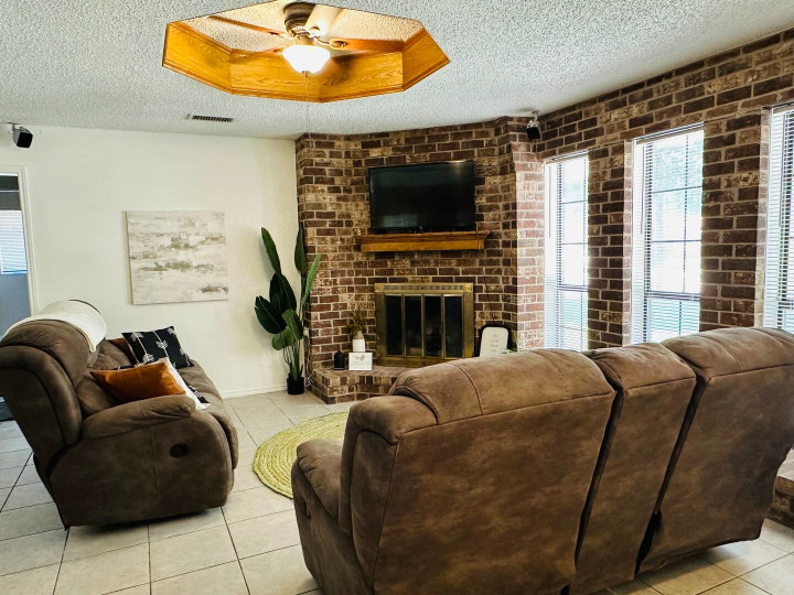The Cozy Counselor: Near Acu, Dodge Jones, & Expo - Abilene, TX