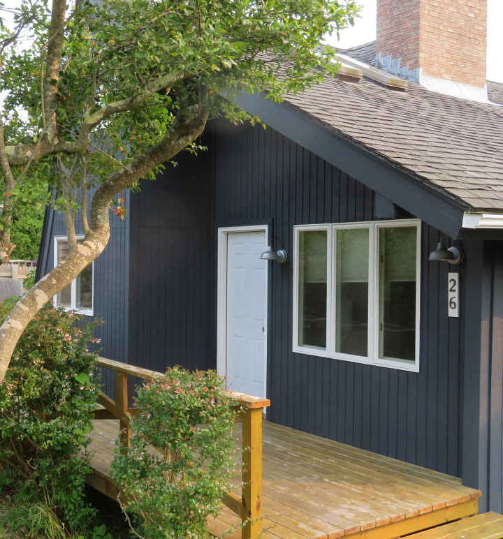 Ditch Plains Surf House - Montauk, NY
