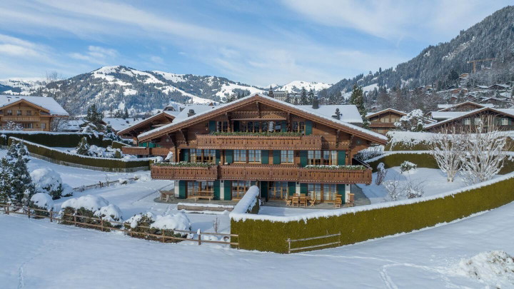 Luxury Duplex Elegance In Wispile - Gstaad