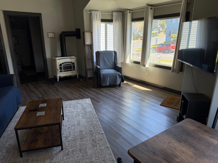 Nye Beach Cottage A - Newport, OR