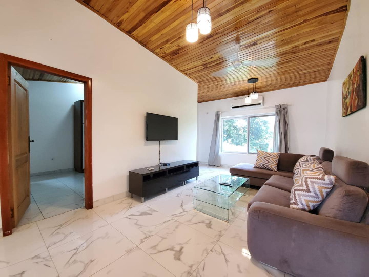 Kumasi Home With A Garden View - Kumasi