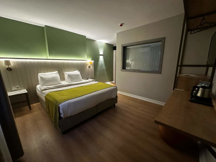 Balcony Flat W/ Great View In The Center Of Town - Ankara
