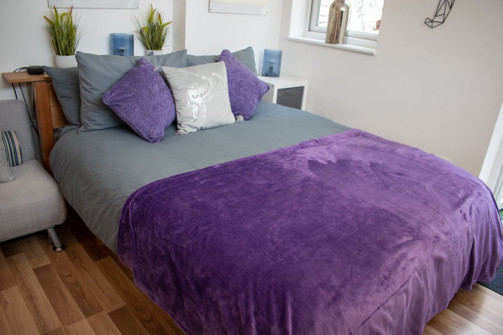 Stansted Ensuite Studio, Terrace, Full Kitchen - London Stansted Airport (STN)