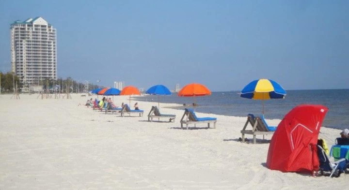 Coastal Retreat 4 Br/2bath Home Close To Beach - 걸프포트