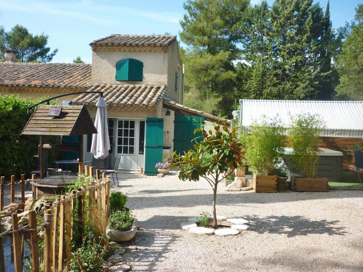 Un Coin De Paradis Au Cœur Des Alpilles Avec Spa - Saint-Rémy-de-Provence