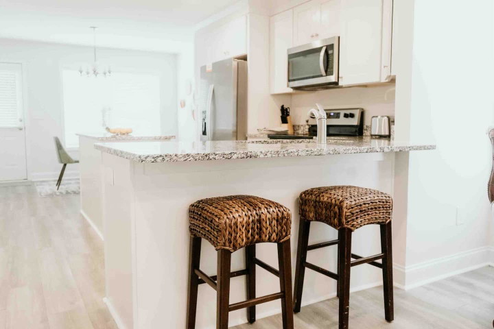 Popular 3 Bed/2 Bath Cottage - Mooresville, NC