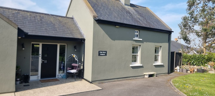 The Old Forge, A Quaint Cottage On A Quiet Lane - Waterford