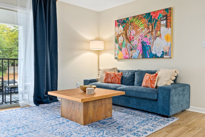 601 N Gay Street - Spacious Apartment & Patio - 歐本