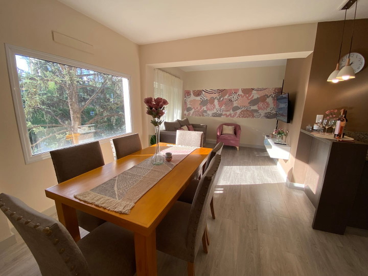 Spacious, Modern, Central, Garage. 2 Couples And More - Mendoza