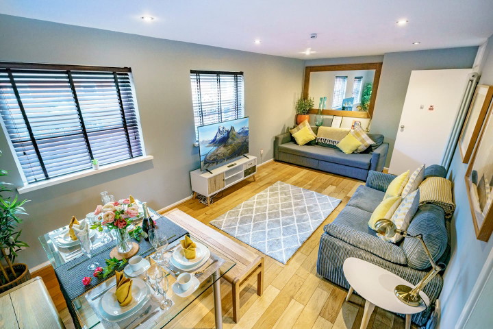 Queens Quarter 2-bed | Next To City Centre - Belfast