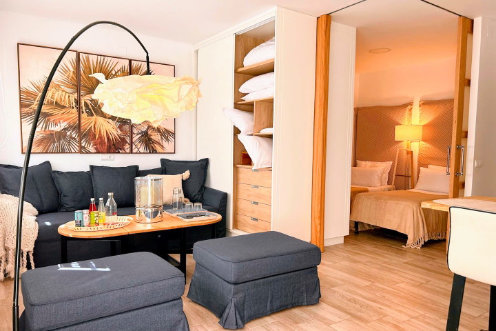 Studio Private Entrance. Self Check-in. Central - Granada