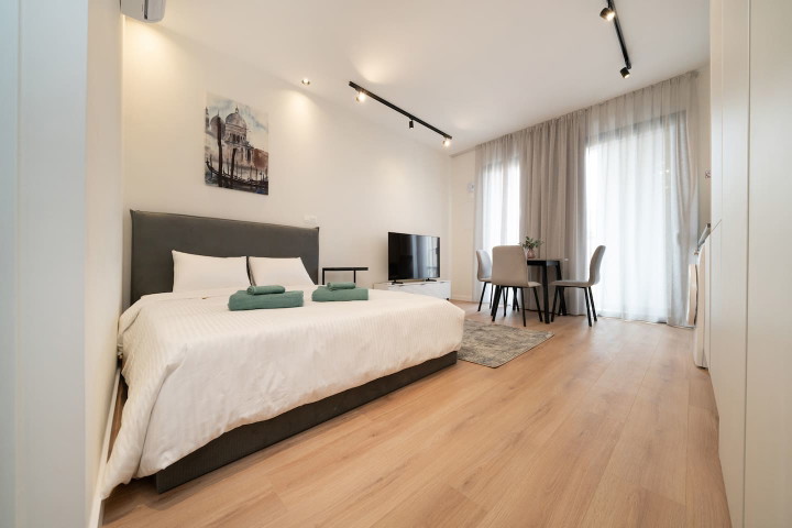 New Deluxe Studio In The Heart Of Limassol - Limassol
