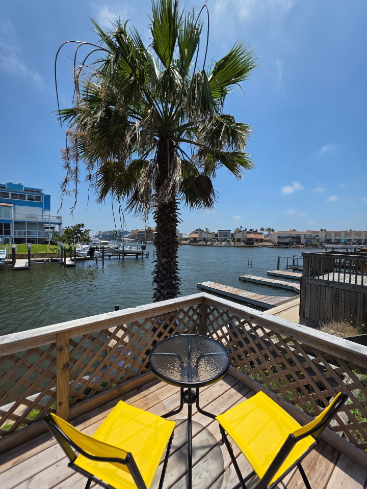 Waterfront Canal Townhouse With Private Dock - Corpus Christi, TX