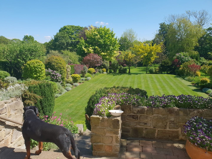 Large Flat (2 En-suite Beds) In Thorner Near Leeds - Leeds