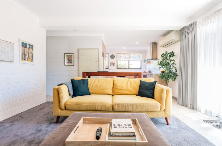 The Snug | Tranquil Luxury Hideaway With Deep Bath - Korumburra