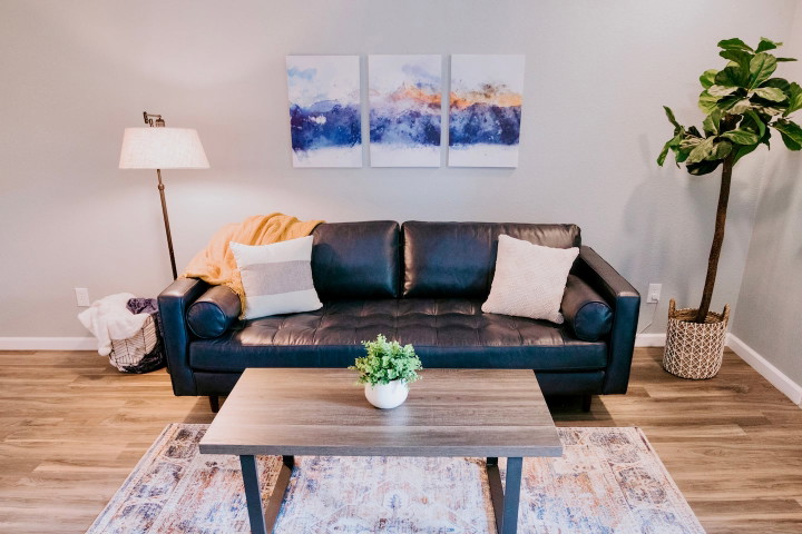 Bright Modern Condo: Comfy King Bed - Denver, CO