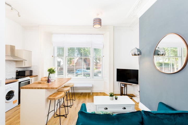 Central Leamington Spa 2bed Flat With Parking - Royal Leamington Spa