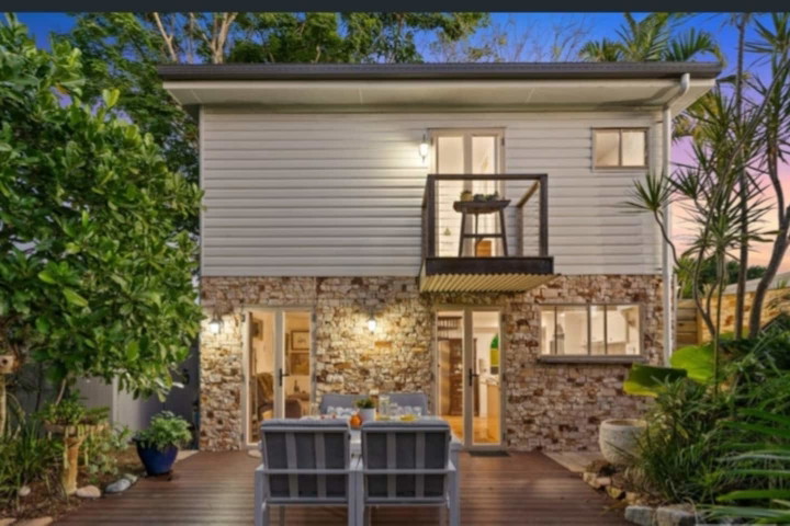Modern House Walking Distance To Beach - Australia