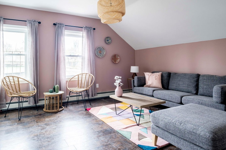 Stylish & Cozy Apt For Your Grouphosts 6 People - Cranston, RI