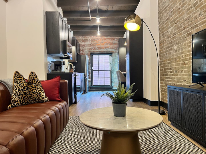 Brick & Bed Luxury Riverfront Lofts - St. Louis, MO