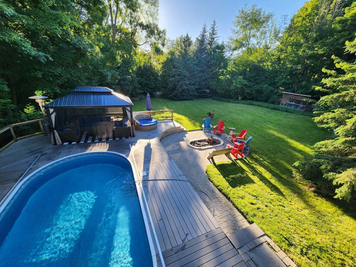 Private Cozy Walkout Apartment - Pool, Spa & Gym - Whitchurch-Stouffville