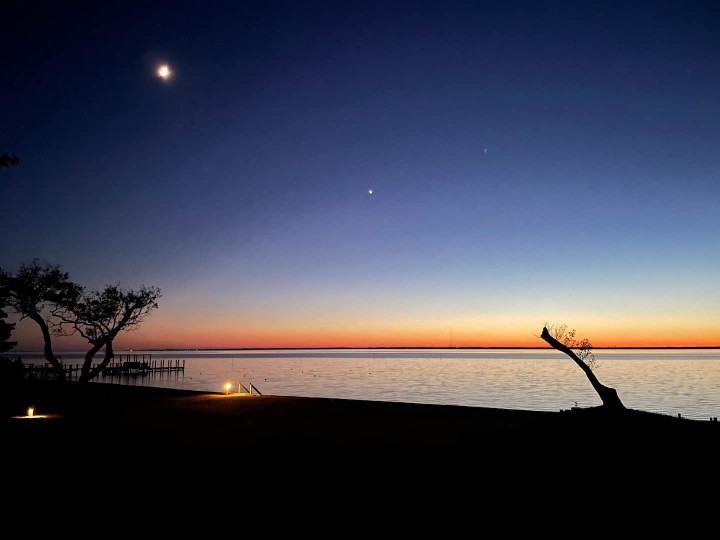Waterfront Stunning Beach Home With Amazing View - Duck, NC