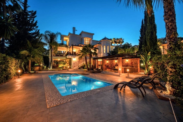500m2 Luxury Villa With Large Pool - Sleeps 10-12 - Costa del Sol