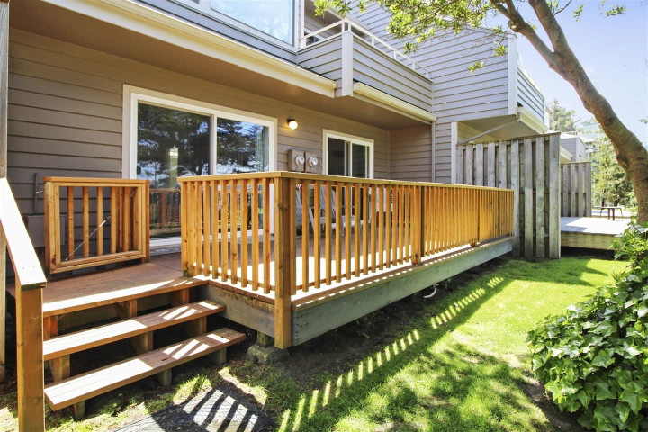 Sandcastle B-3 W/saltwater Pool ! - Cannon Beach, OR