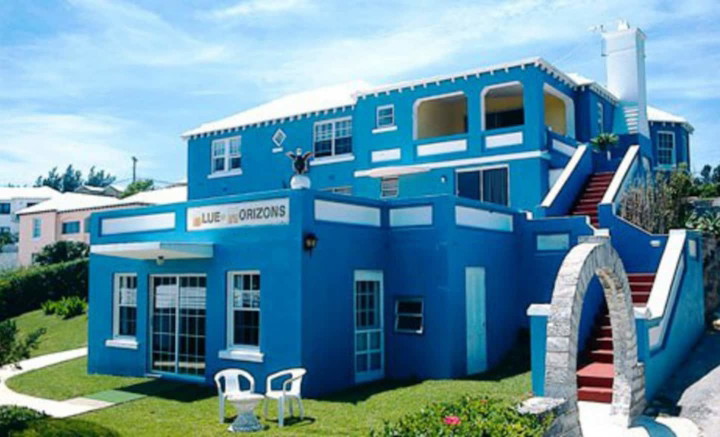 Blue Horizons Guest House- Studio #11 - Bermuda