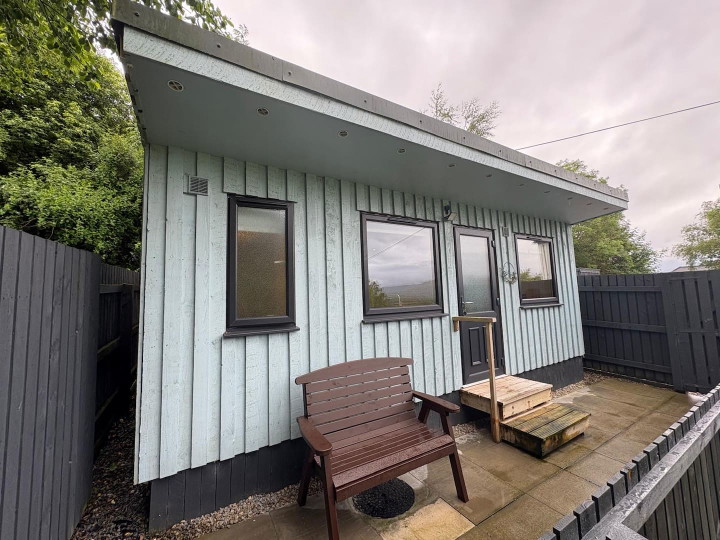 Harrys Hame - Stunning Newly Built Luxury Cabin. -