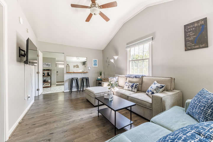 Pet Friendly Cozy Cottage With Lake Access - Finger Lakes, NY