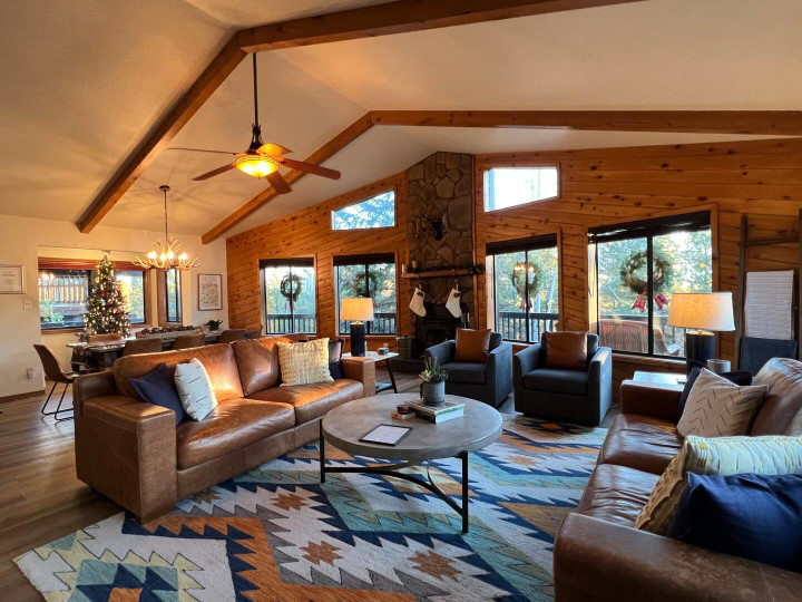 Spacious 2 Level Chalet - Sedona/flag - Munds Park, AZ