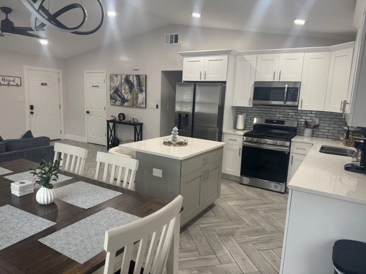 Newly Renovated Accommodation - Riverdale, GA