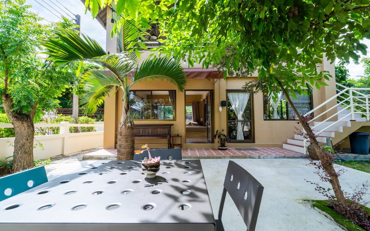 Couple & Family Garden Stay, Close The City - Chiang Mai