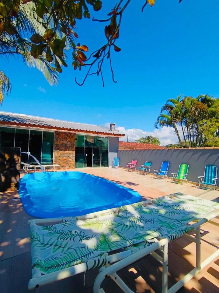 Casa Com Piscina - Matinhos