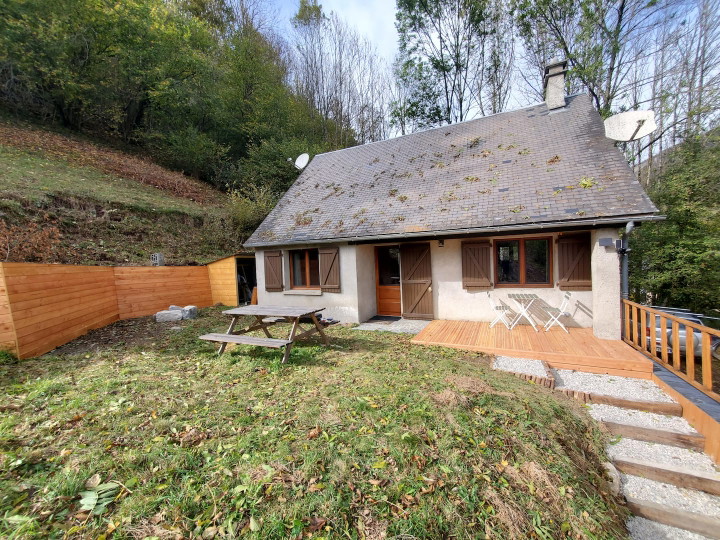 Le P'tit Chalet, à 1000m D'altitude - Campan